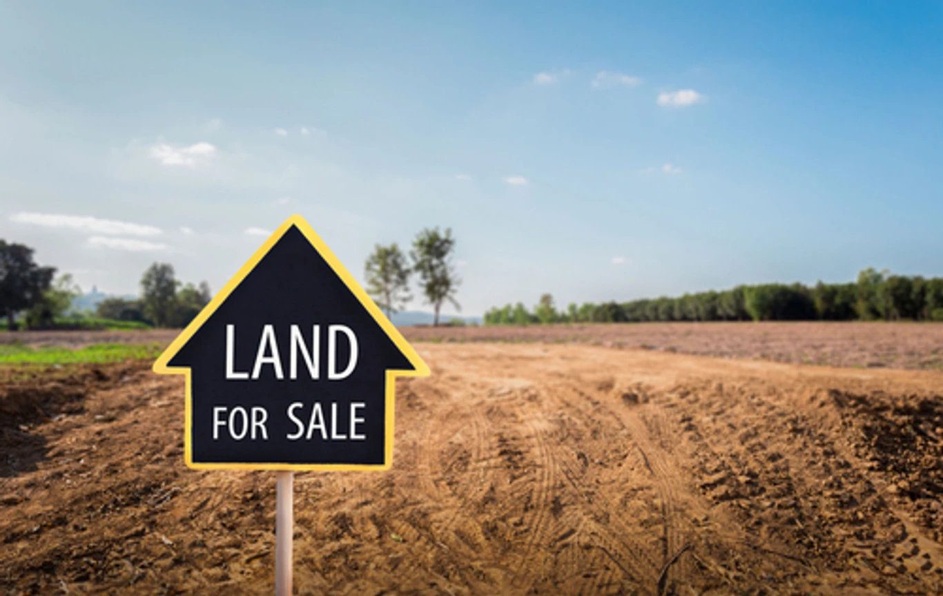 The benefits of investing in an empty plot of land | JustMoney